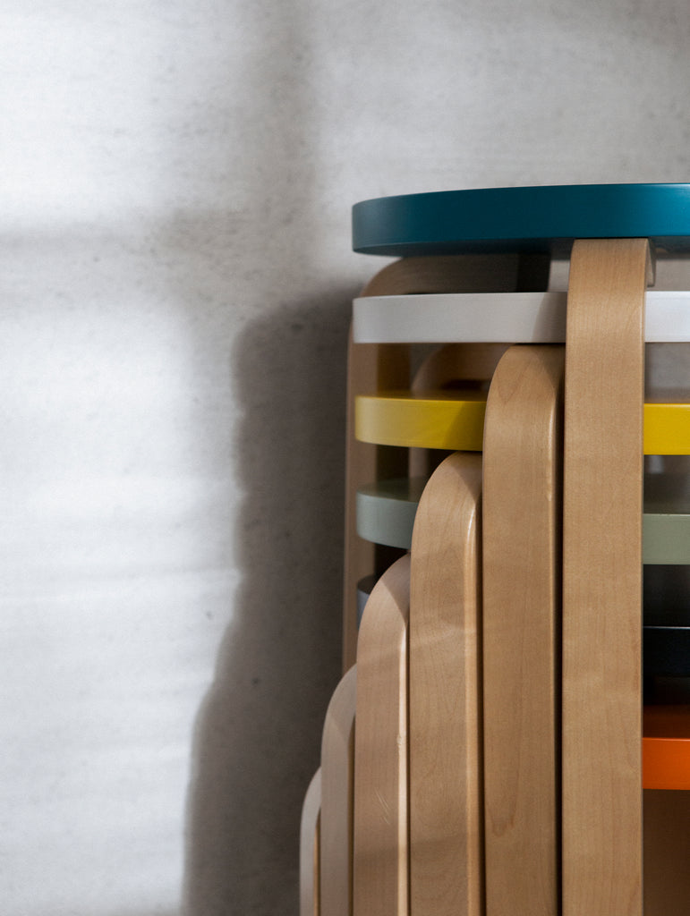 Artek의 Alvar Aalto 스툴 60 · Really Well Made